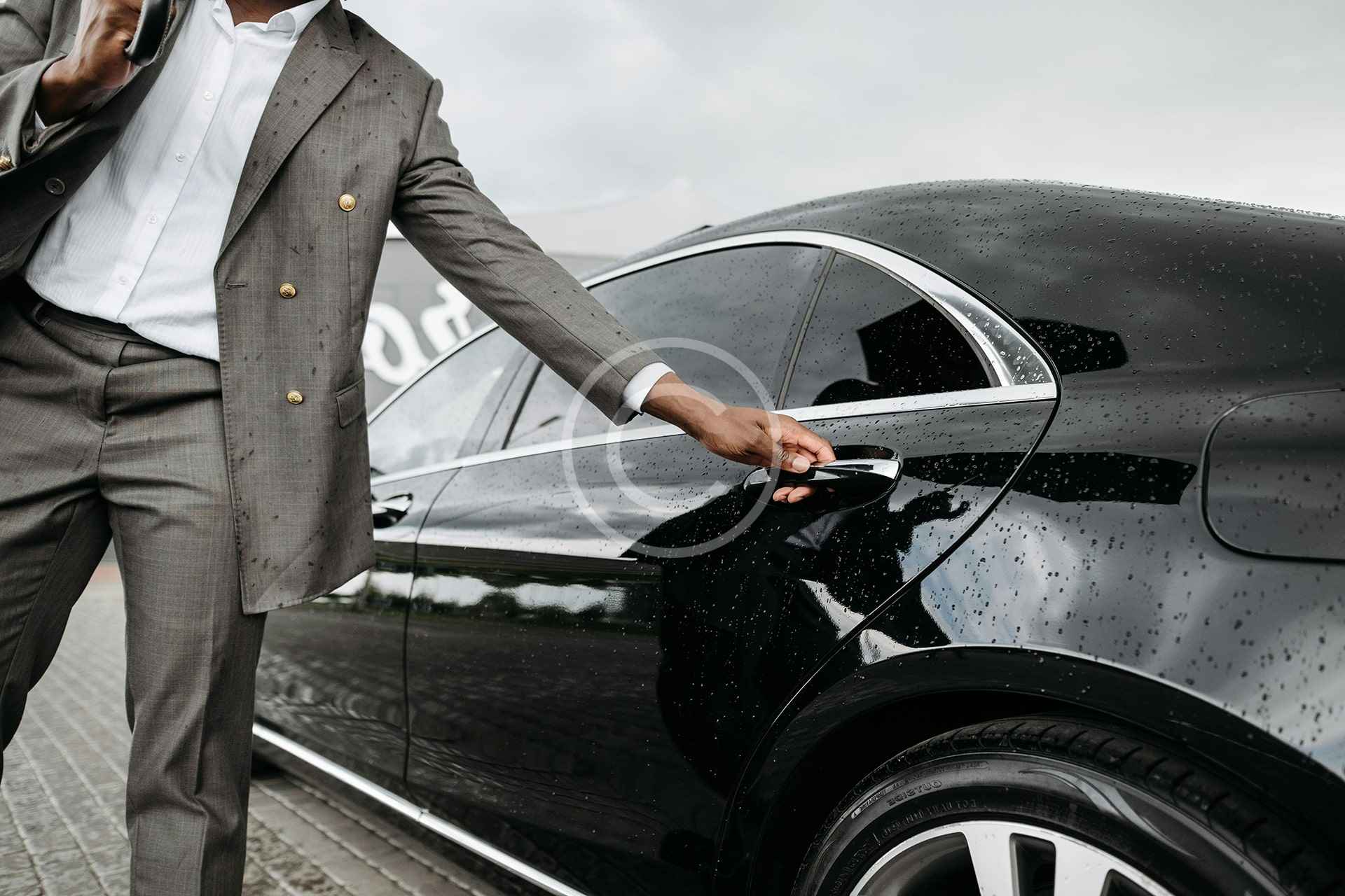 Top 10 Luxury Cars to Rent for Your Next Vacation – Reifen Tutar ...